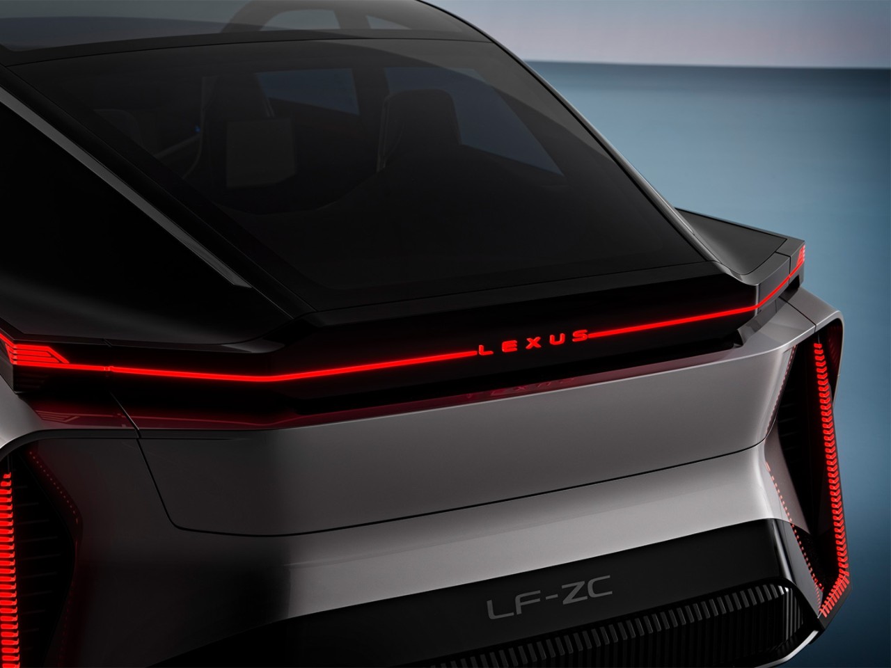Elektrický sedan LF-ZC | Koncepčné vozidlá | Lexus Slovensko